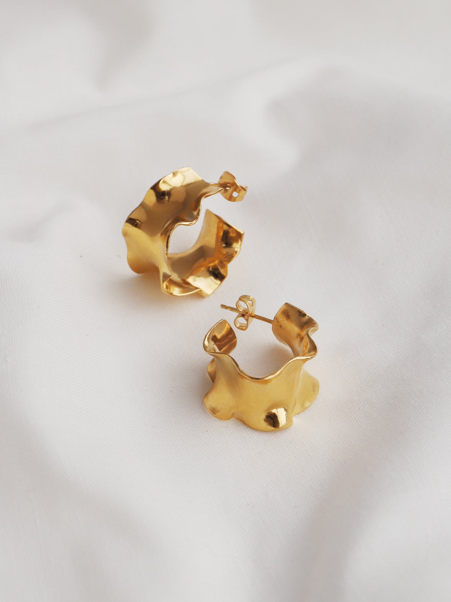 Iris Hoops Mini - Gold Plated Vermeil